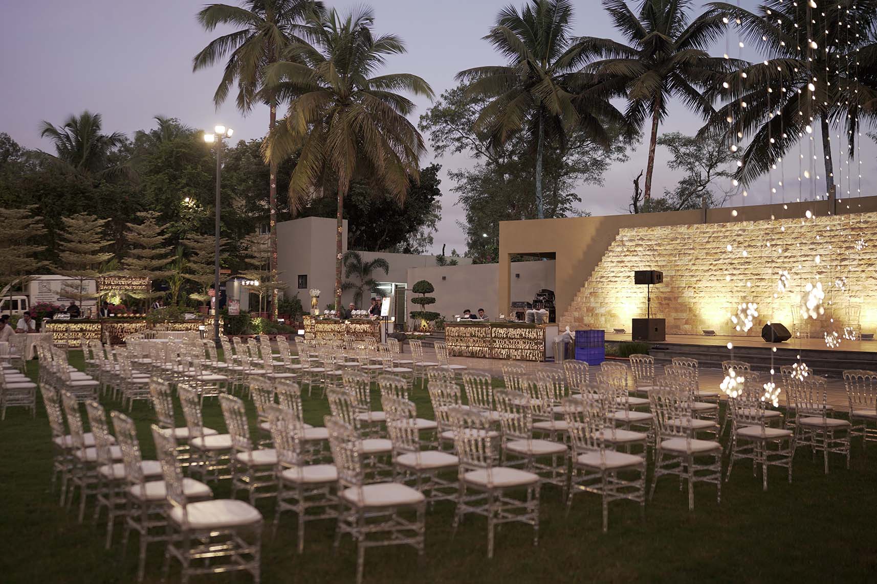 Woodrose Banquets & Hotel | Lawn